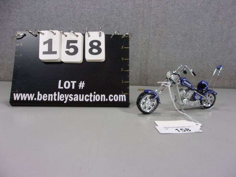 DALLAS COWBOYS MOTORCYCLE - 20 CONSECUTIVE WINNING SEASONS 1966-1986 ...