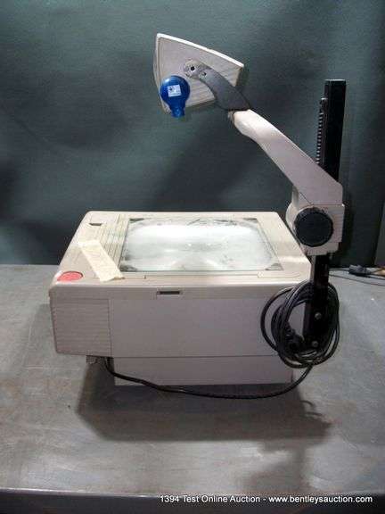 3M 1700 OVERHEAD PROJECTOR - Bentley & Associates, LLC