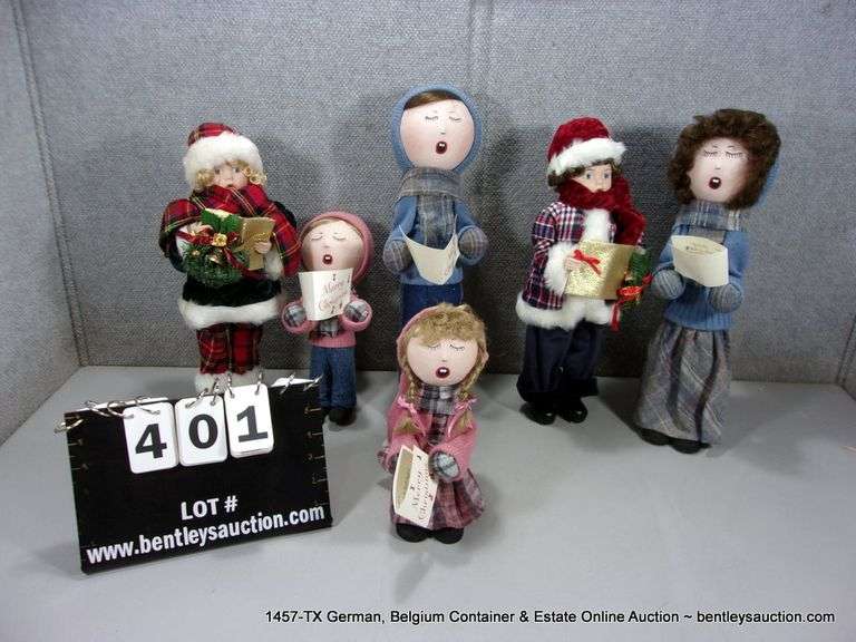 BOX: (6) ASSORTED CAROLING DOLL FIGURES - 4-COUNTR BOX: (6) ASSORTED ...