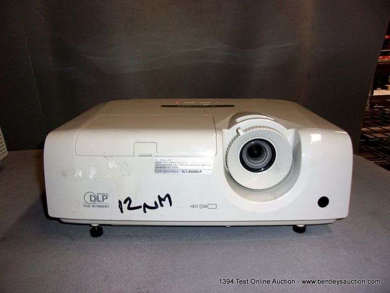 MITSUBISHI XD250U PROJECTOR - Bentley & Associates, LLC