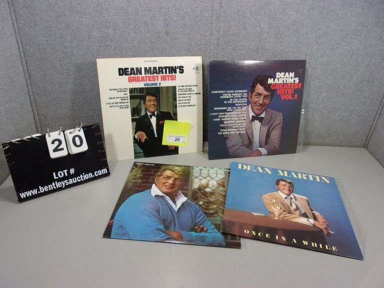 LOT: (3 RECORDS) - DEAN MARTIN'S GREATEST HITS - Bentley & Associates, LLC