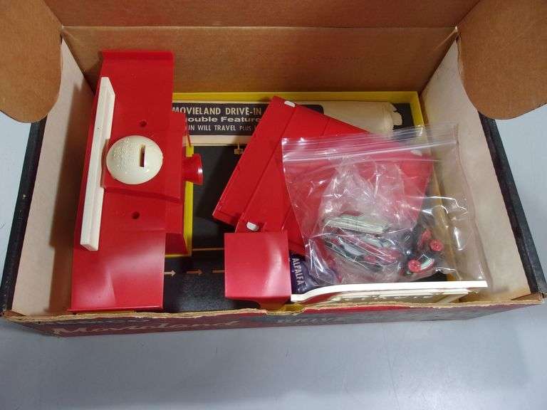 REMCO MOVIELANE MODEL SET, BATTERY OPERATED DRIVE-IN THEATER, CIRCA ...