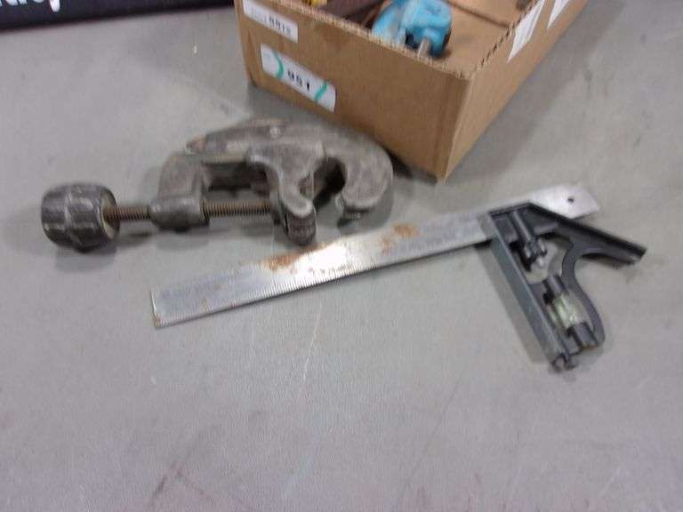 BOX: HAND HELD TOOLS - PIPE CUTTERS, SQUARES - Bentley & Associates, LLC