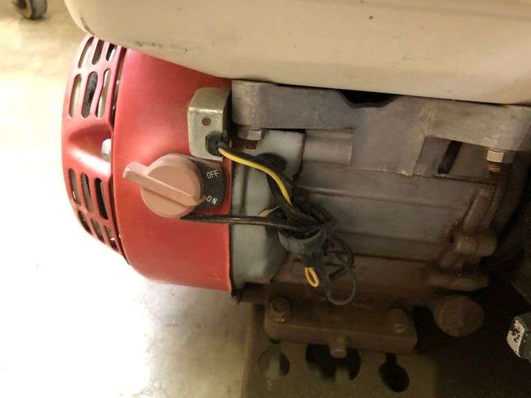 THOMAS ULTRA AIR-PAC COMPRESSOR - Bentley & Associates, LLC