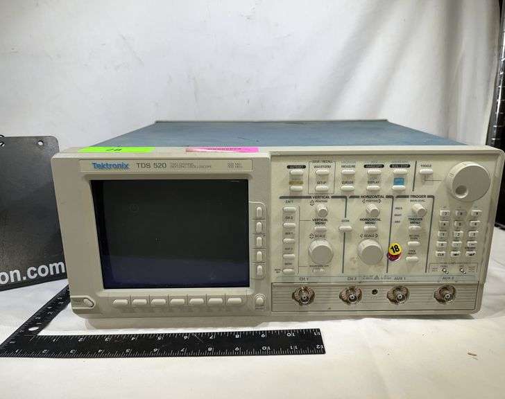 TEKTRONIX TDS520 TWO-CHANNEL DIGITIZING OSCILLOSCOPE - Bentley ...
