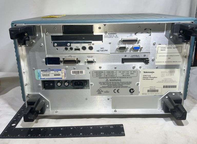 TEKTRONIX TDS 7104 DIGITAL PHOSPHOR OSCILLOSCOPE - Bentley & Associates ...