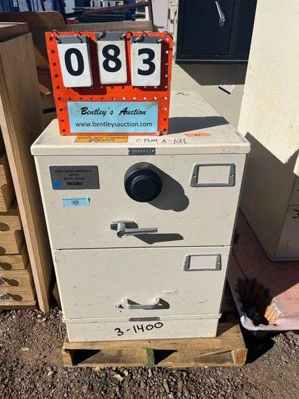 MOSLER 2-DRAWER SAFE - Bentley & Associates, LLC