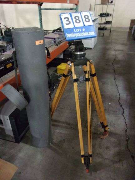 ARR1 SURVEYING STAND/TRI-POD - Bentley & Associates, LLC