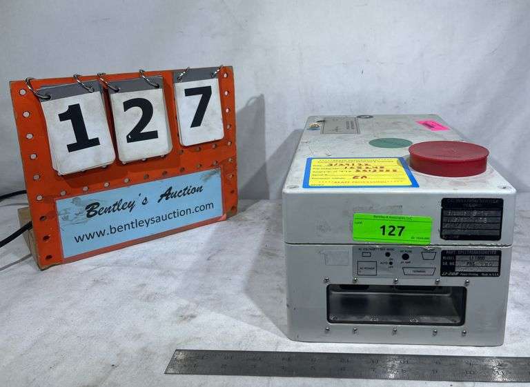 LI-COR L1-1800 PORTABLE RESEARCH SPECTRORADIOMETER - Bentley ...