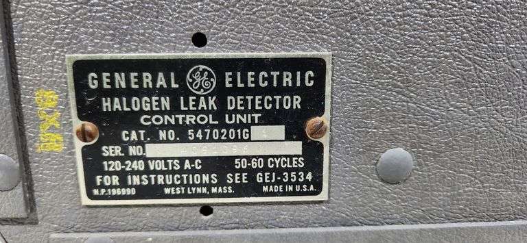 GE HALOGEN LEAK DETECTOR - Bentley & Associates, LLC