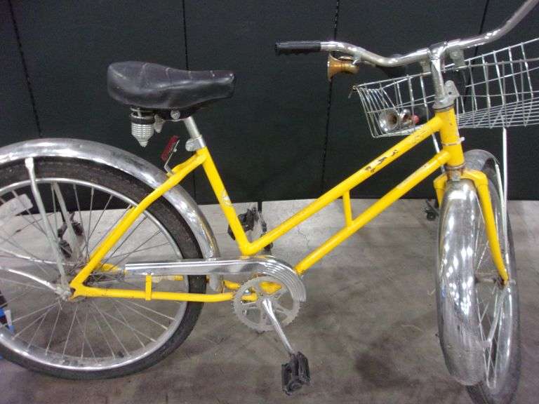 WORKMAN CYCLES YELLOW PLANT BICYCLE - Bentley & Associates, LLC