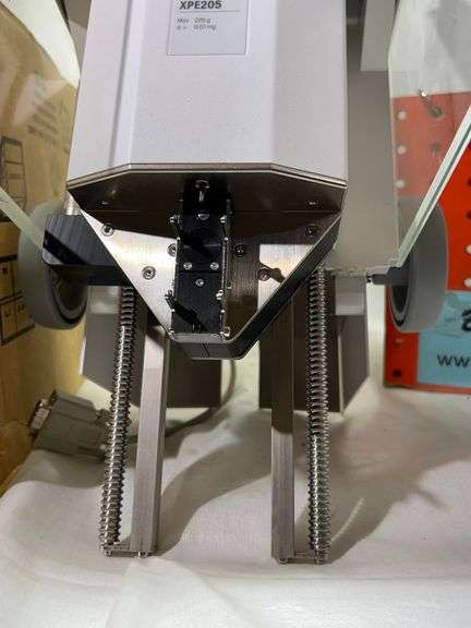 METTLER TOLEDO XPE205 CONSOLE - Bentley & Associates, LLC