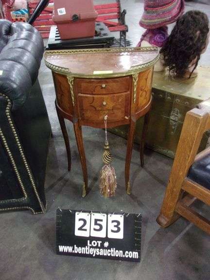 WOODEN SEMI CIRCLE SMALL DISPLAY TABLE W/ 3 DRAWERS & BRASS BORDERS ...