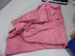 BOX: ASSORTED TABLE LINENS & MATERIAL - Bentley & Associates, LLC