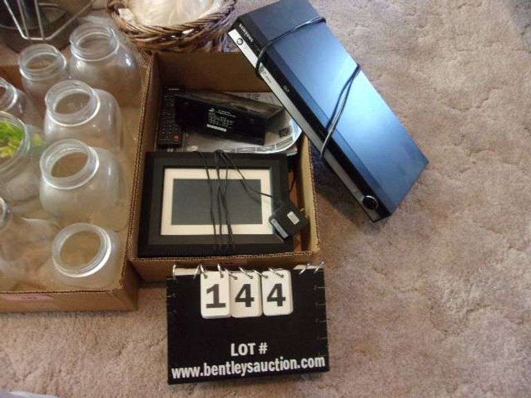 BOX: 2 DIGITAL PICTURE FRAMES, DVD PLAYER - Bentley & Associates, LLC