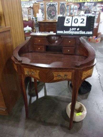 BOMBAY STYLE WALNUT DESK W/ 4-SMALL DRAWERS & 1-LARGE DRAWER - Bentley ...
