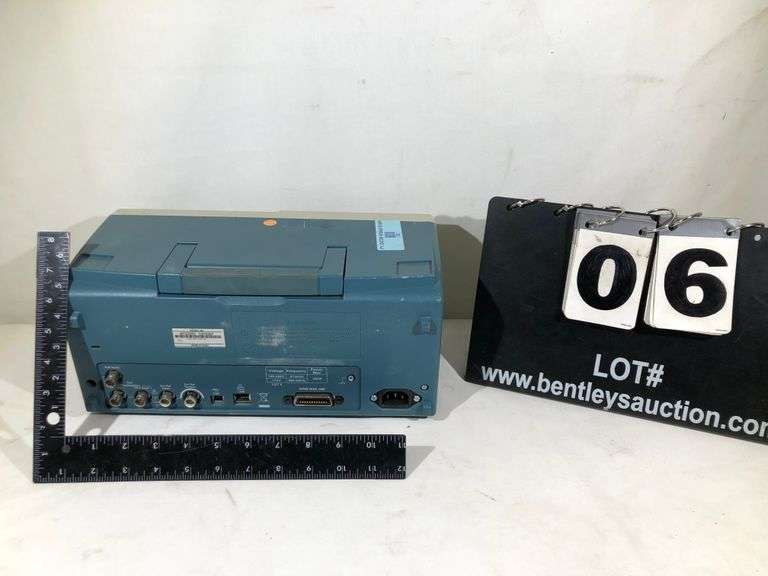 TEKTRONIX AFG3252 DUAL CHANNEL ARBITRARY FUNCTION GENERATOR - Bentley ...