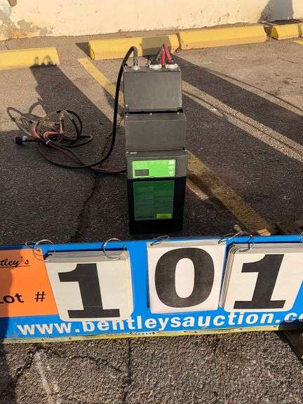 ECOTEC ACCESS 16/48 CHARGER AND BMU BATTERY CHARGER - SCRATCHES, ACCESS ...