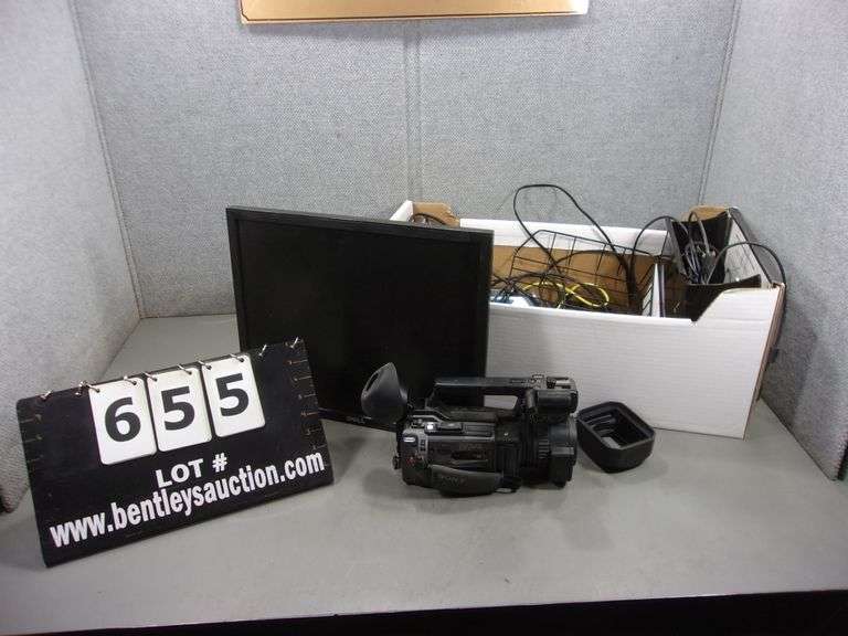 BOX: CAMERA, LCD MONITOR, ORGANIZER TRAY - Bentley & Associates, LLC