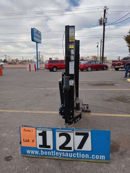 2018 LIFT GATOR XTR QUICK ATTACH LIFT GATE SYSTEM, NO KEYS - Bentley ...