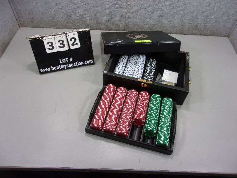 "ROCKY MOUNTAIN ELK FOUNDATION" BOX FULL OF POKER CHIPS - Bentley ...