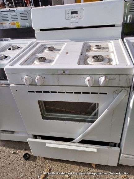 FRIGIDAIRE STOVE/OVEN - MISSING PARTS - Bentley & Associates, LLC