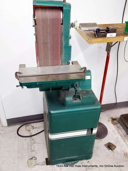 POWERMATIC MODEL 33 BELT SANDER - Bentley & Associates, LLC