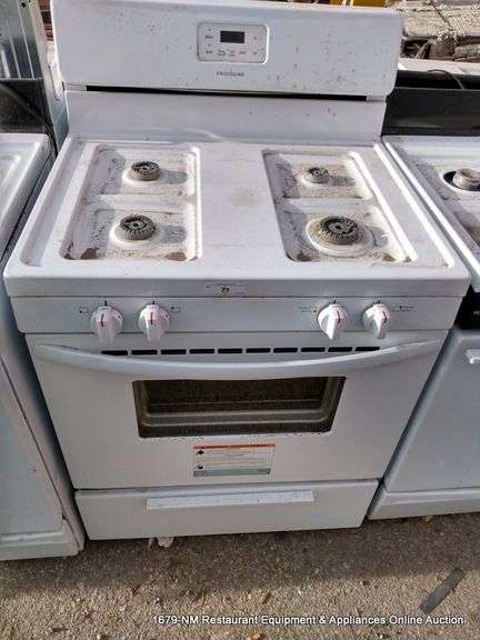 FRIGIDAIRE STOVE/OVEN - MISSING PARTS - Bentley & Associates, LLC