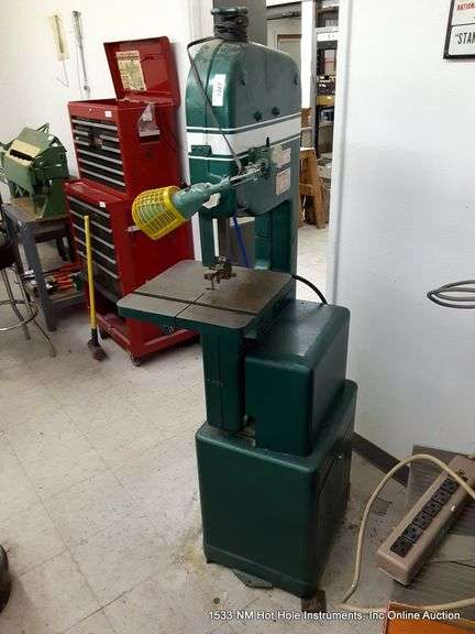 POWERMATIC MODEL 141 VERTICAL BANDSAW - Bentley & Associates, LLC