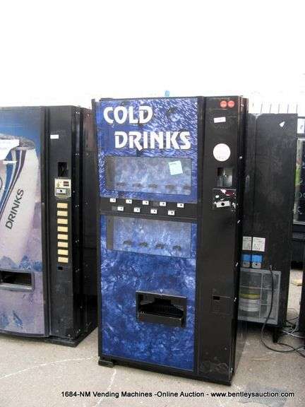 DIXIE-NARCO COLD DRINK MACHINE - MODEL: DNCB-368 R/S11-8 - Bentley ...