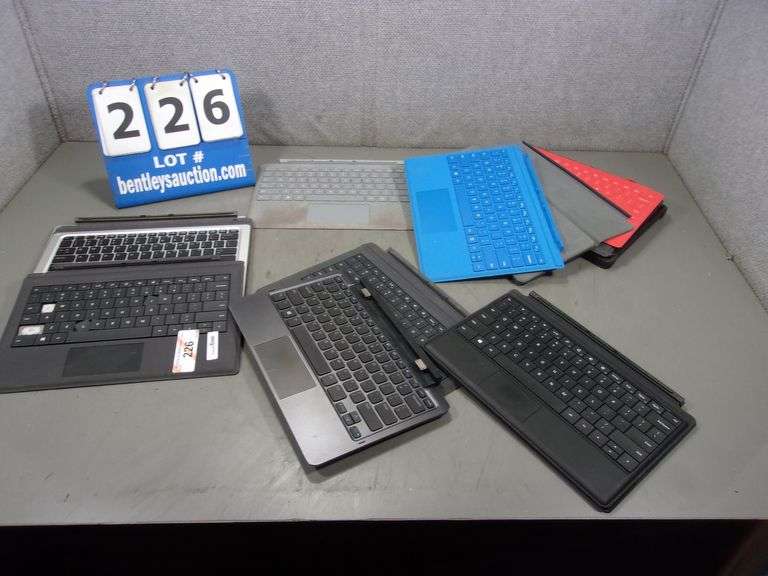LOT: IPAD KEYBOARD ATTACHMENTS - Bentley & Associates, LLC