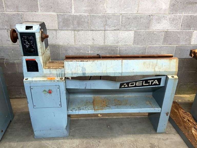 DELTA 16" WOOD LATHE - Bentley & Associates, LLC