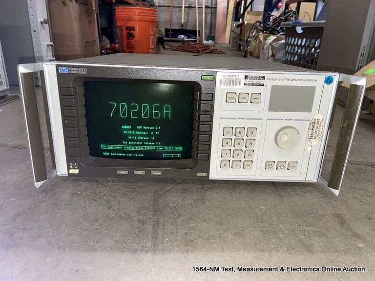 HP 70206A GRAPHICS DISPLAY - Bentley & Associates, LLC