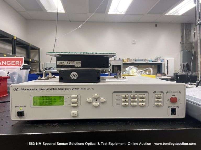 NEWPORT ESP300 UNIVERSAL MOTION CONTROLLER / DRIVER w/ ENCODER ...