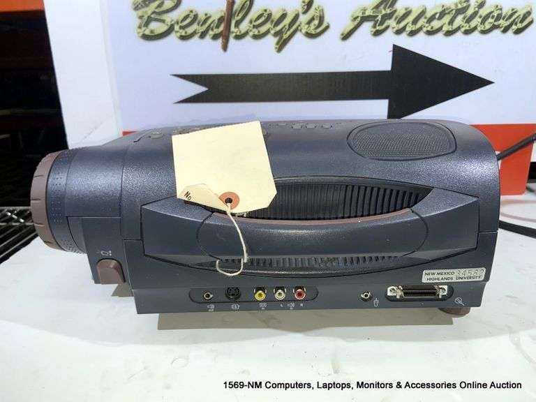 INFOCUS PROJECTOR MODEL: LP725 (NO POWER CORD, MISSING PARTS) - Bentley ...