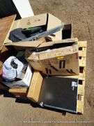 PALLET: PHONES - Bentley & Associates, LLC