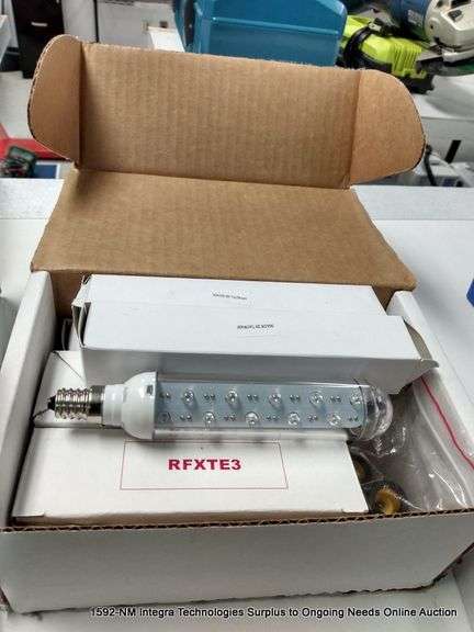 BOX: LIGHT BULBS - Bentley & Associates, LLC