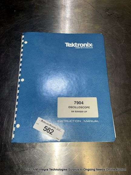 TEKTRONIX 7904 MANUAL - Bentley & Associates, LLC