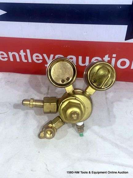 VICTOR VTS 252C COMPRESSED GAS REGULATOR - Bentley & Associates, LLC