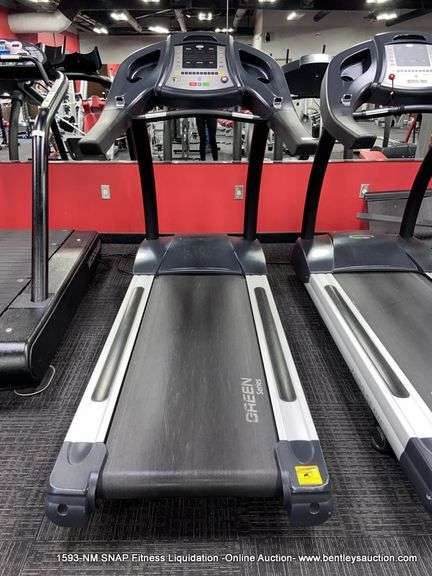 GREEN SERIES TREADMILL 7000 SERIES - Bentley & Associates, LLC