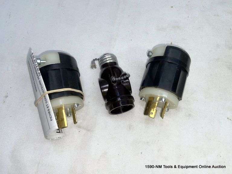 BOX: ASSORTED INDUSTRIAL PLUGS & SWITCHES - Bentley & Associates, LLC