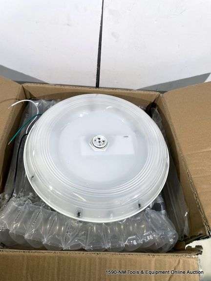 COOPER LIGHTING SOLUTIONS ROUND PARKING GARAGE & CANOPY LED LUMINAIRE ...