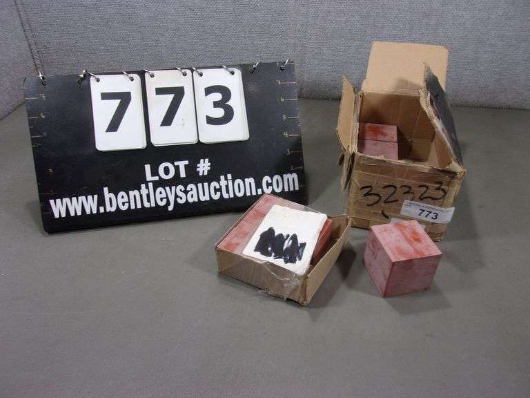 BOX: RED RUBBER "U" CHANNEL PIPE STABILIZERS - Bentley & Associates, LLC