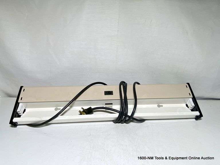 STEELCASE CUBICLE LIGHT - Bentley & Associates, LLC