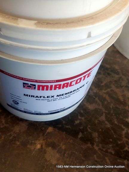 MIRACOTE MIRAPRIME AQUA BLOK XL - 5 GAL. - 5 SEALED, 1 OPEN AQUA BOND ...