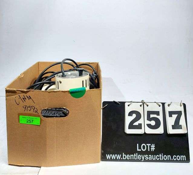 BOX: LIGHTS, SMITH VICTOR MODEL Q60 - Bentley & Associates, LLC