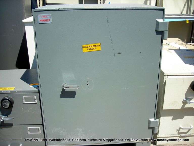 HAMILTON 1-DOOR SAFE - Bentley & Associates, LLC