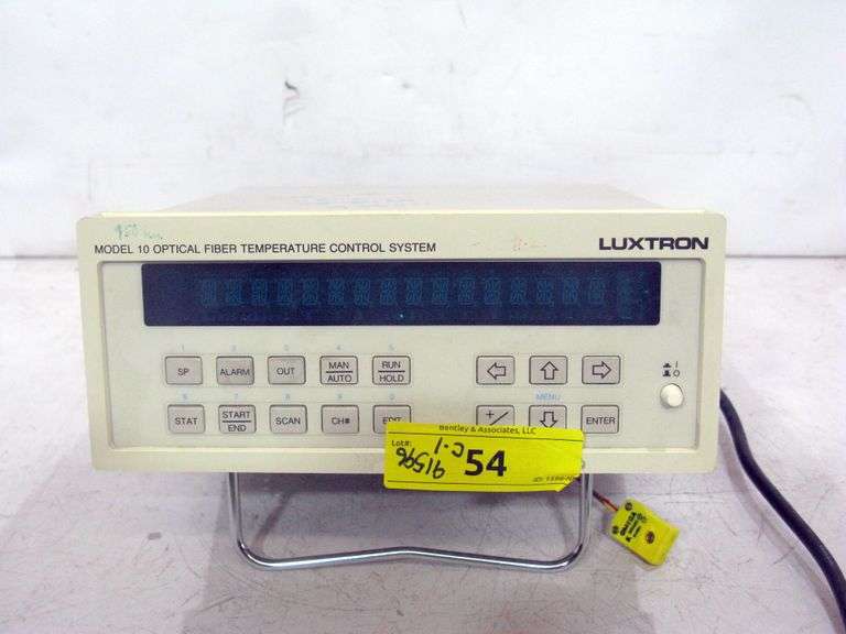 LUXTRON 10 OPTICAL FIBER TEMPERATURE CONTROL SYSTEM - Bentley ...