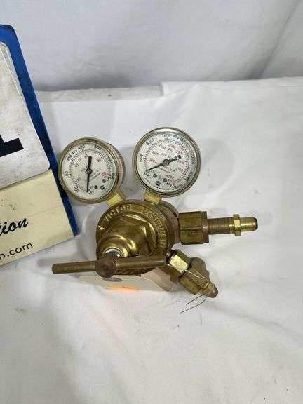 VICTOR EQUIPMENT COMPANY COMPRESSED GAS REGULATOR - Bentley ...
