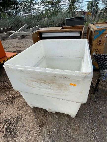 POLY COMBO PLASTIC CONTAINER - Bentley & Associates, LLC